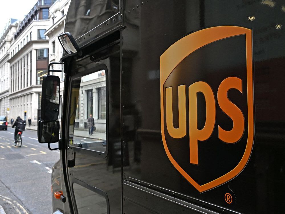 UPS Stock Extends Decline Amid Tariff Uncertainties, Retail Sees More ...
