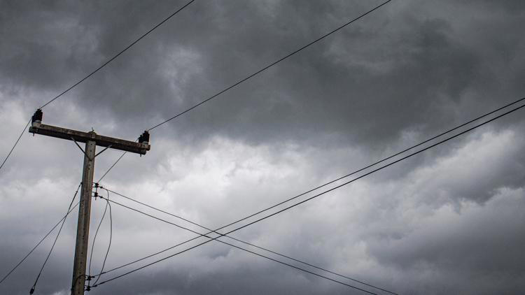 Thousands without power after severe weather rolls through Kentucky and ... Thousands without power after severe weather rolls through Kentucky and ...