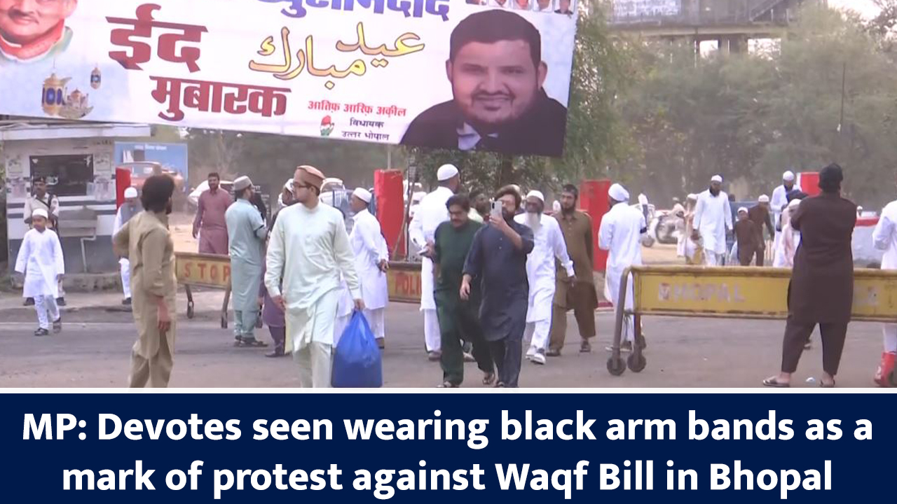 MP: Devotes seen wearing black arm bands as a mark of protest against ...