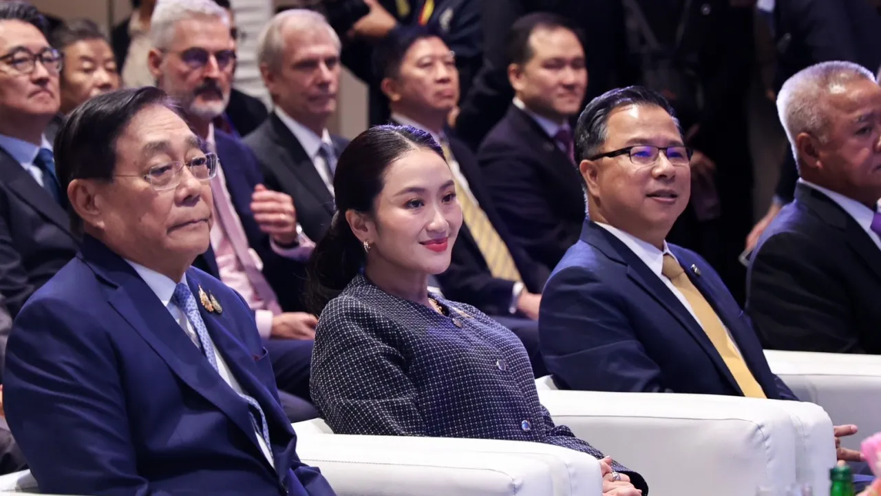 “นายกรัฐมนตรี” เปิดศูนย์ TIESC บริการการลงทุนครบวงจรแบบเบ็ดเสร็จ