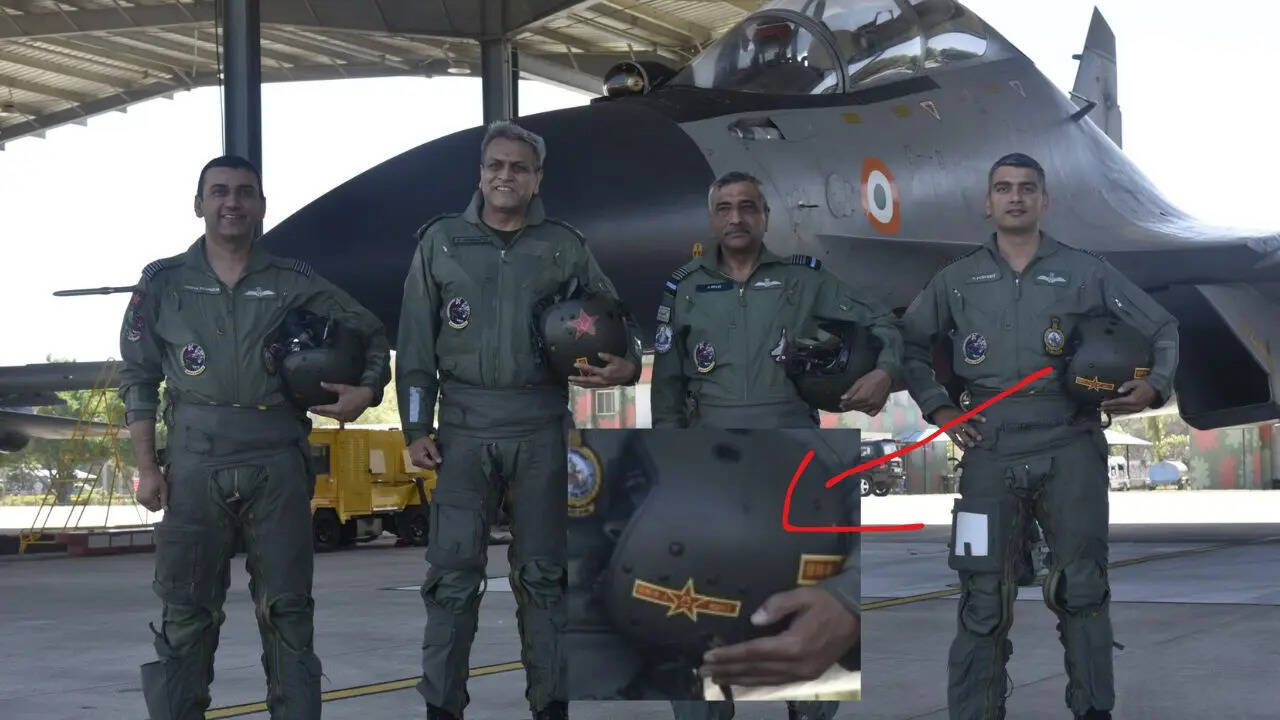 IAF Pilot Helmet, Chinese PLAAF Roundel: PLA Air Force ring spotted on ...