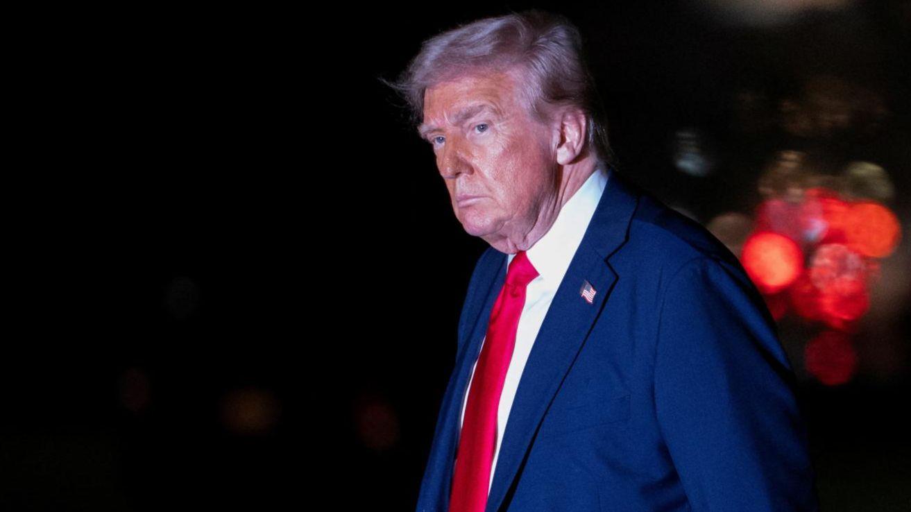 Trump 'very angry' with Putin over ceasefire talks, as strikes continue ...