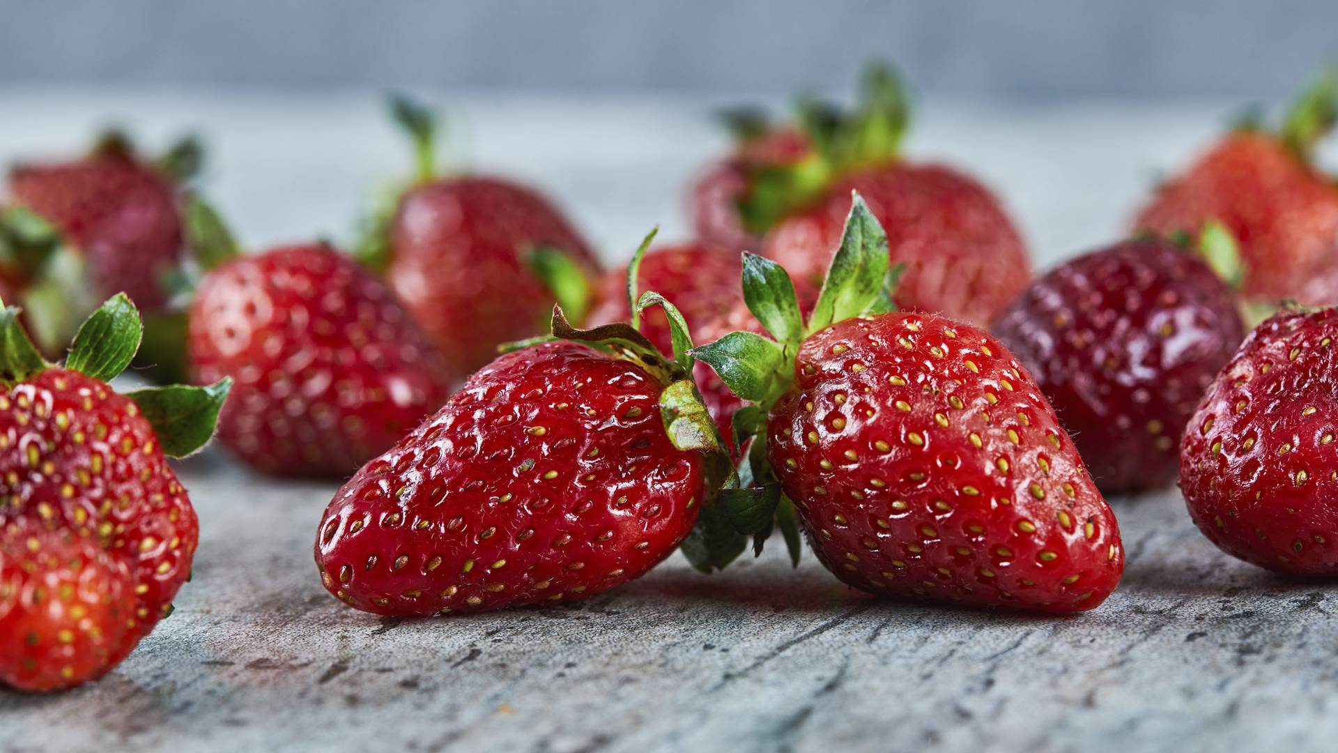 How to preserve strawberries so that they will last longer at home ...