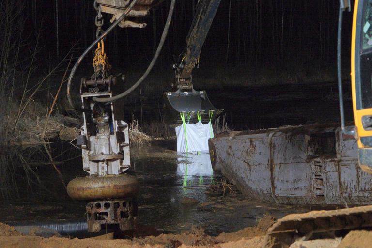 Mystery as US Army vehicle pulled from swamp in Lithuania but soldiers ...