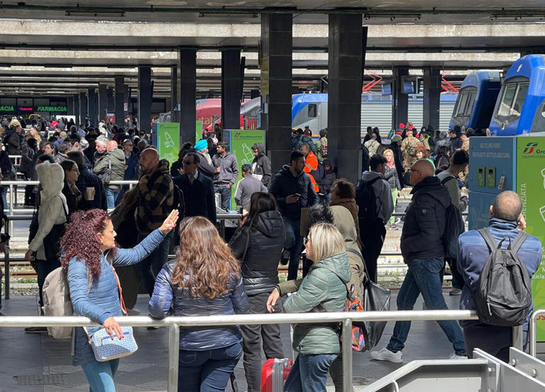 Ferrovie, guasto sulla linea Napoli-Roma: ritardi fino a 90 minuti sull'alta velocità
