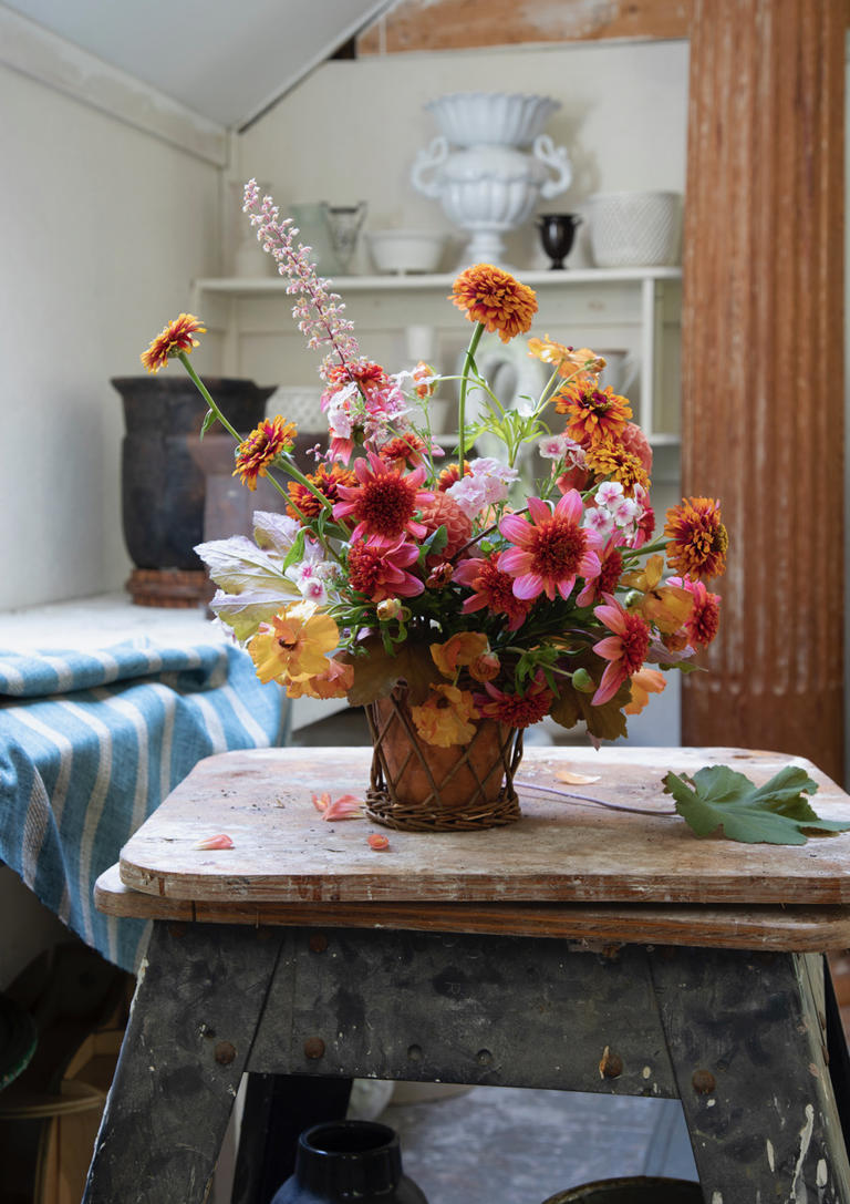The Art of Decorating with Flowers — 10 Ideas for Elevating Your Home ...