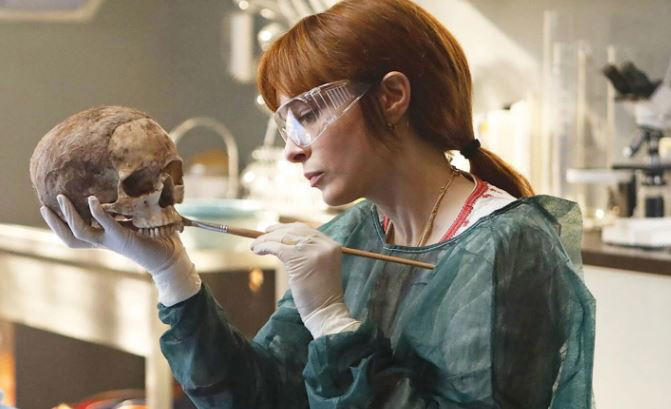 ‘Costanza’ parte bene e atterra Gerry. Fazio e Craig soffrono Iene e Stasi