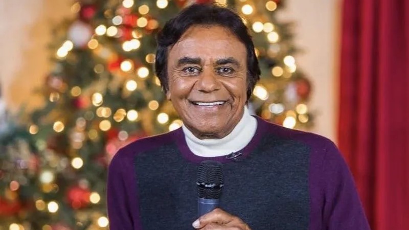 Singer Johnny Mathis retires from touring due to 'accelerated' memory ...