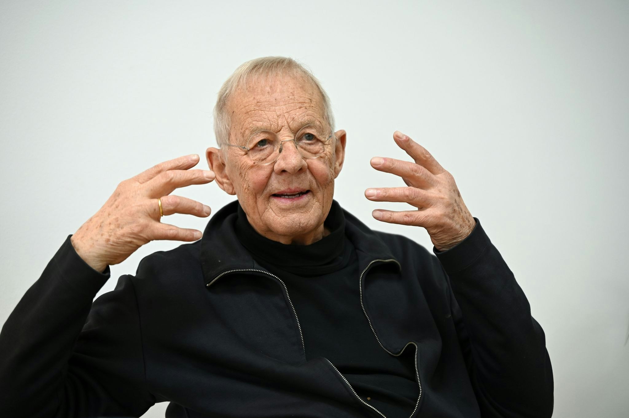 Theater und Film: Schauspielern auf der Zielgeraden - Rolf Becker wird 90