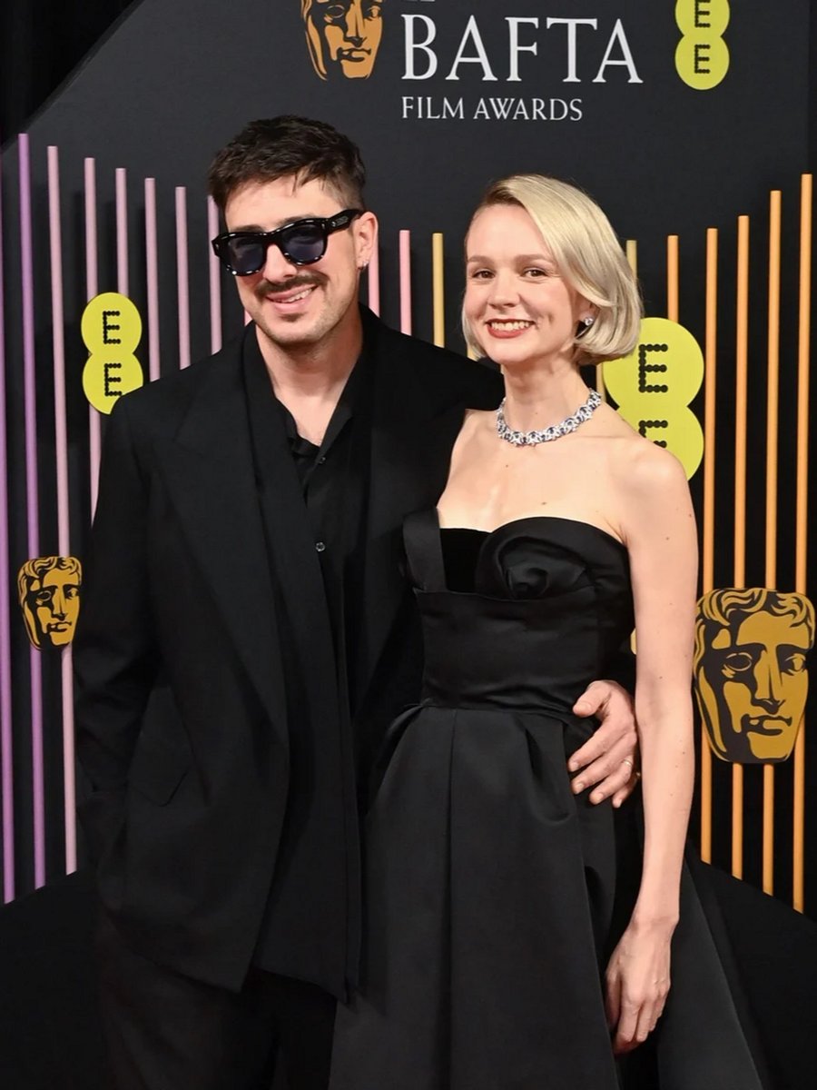 Carey Mulligan met Marcus Mumford at 12. Their 'game over' moment came ...