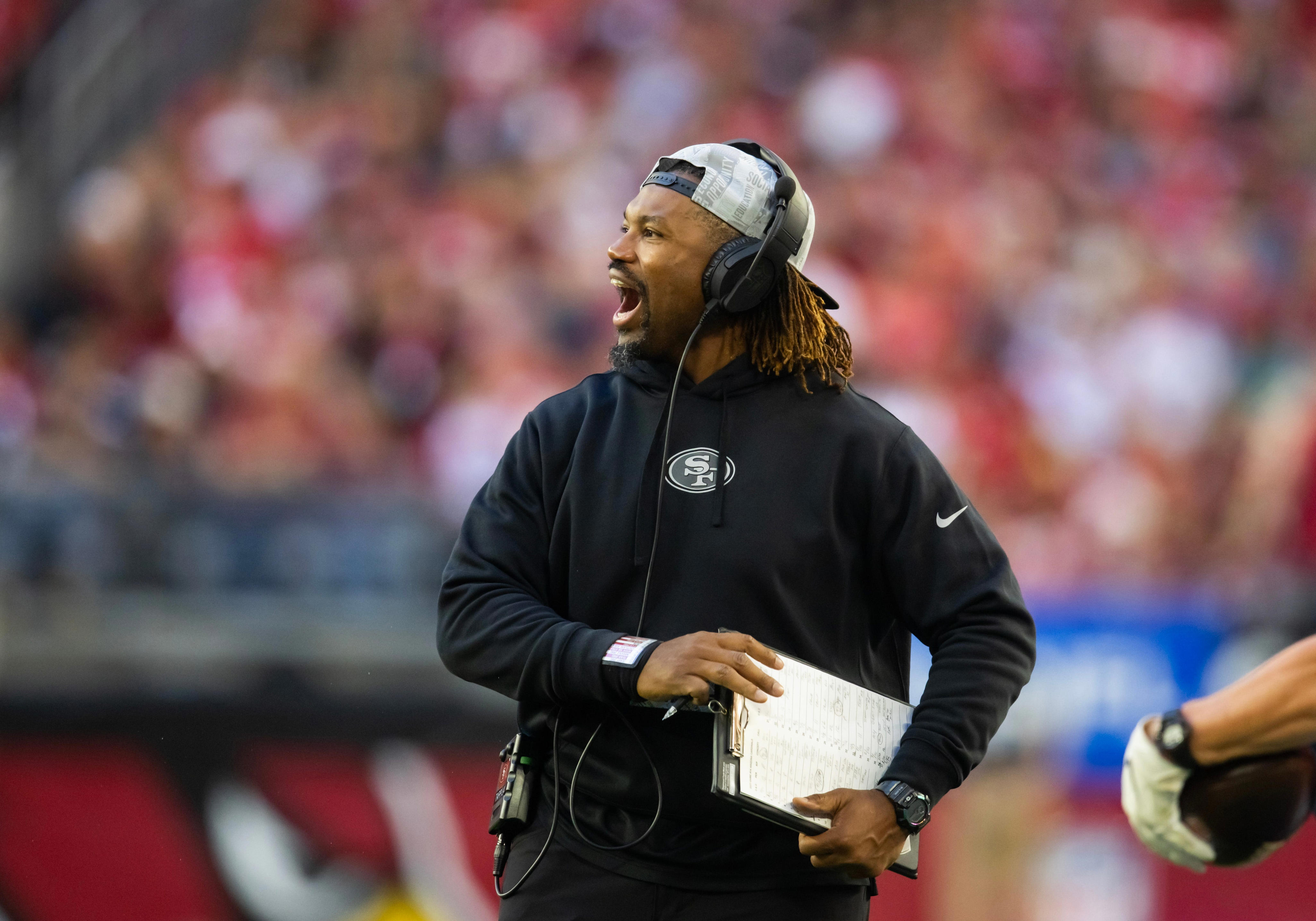 Commanders DL Darryl Tapp at Virginia Tech's pro day to check out ...