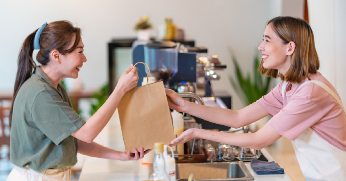 5 Tipping Mistakes to Avoid When Getting Takeout