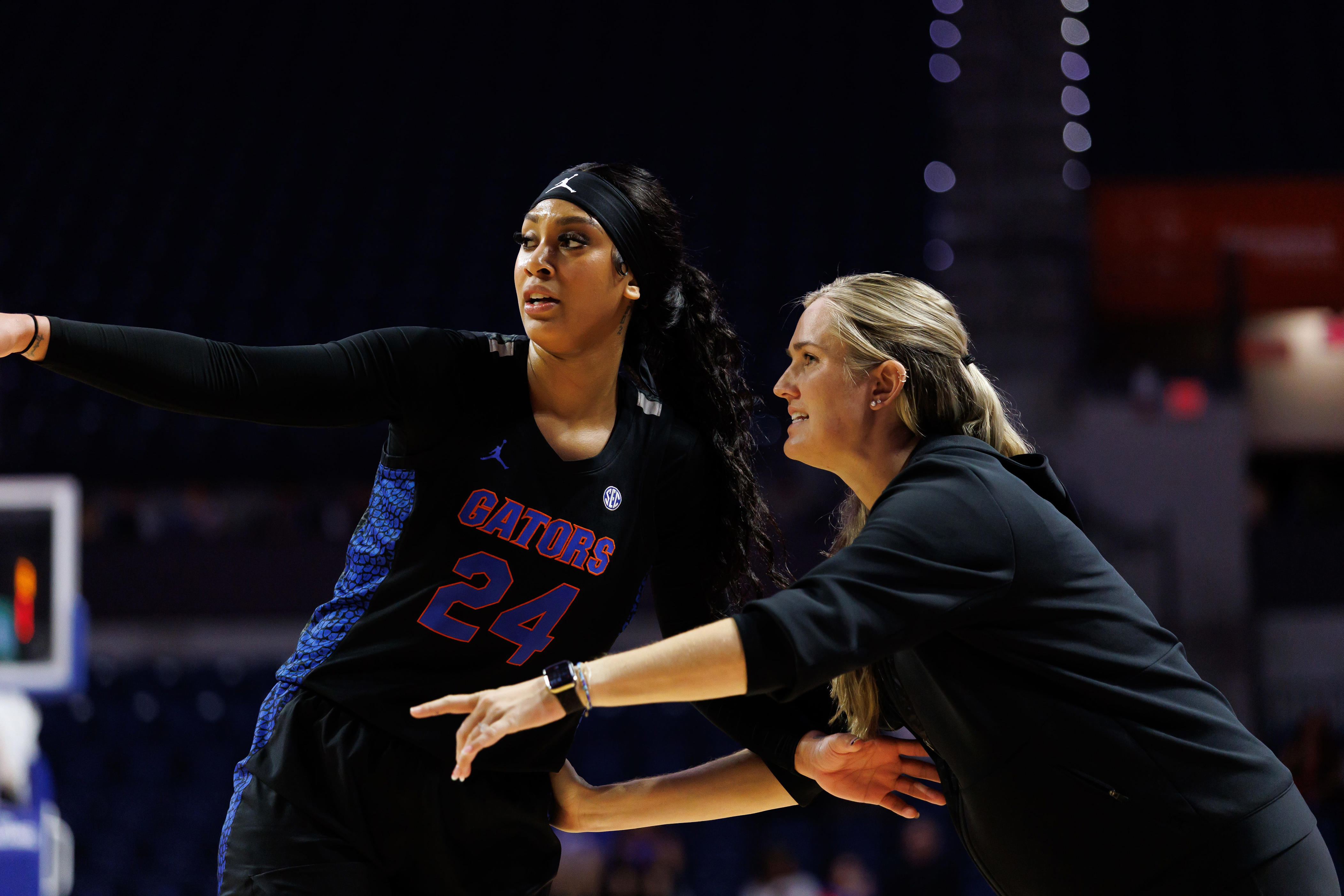 Buzzer beaters to a budding freshman star: What to know as Florida ...