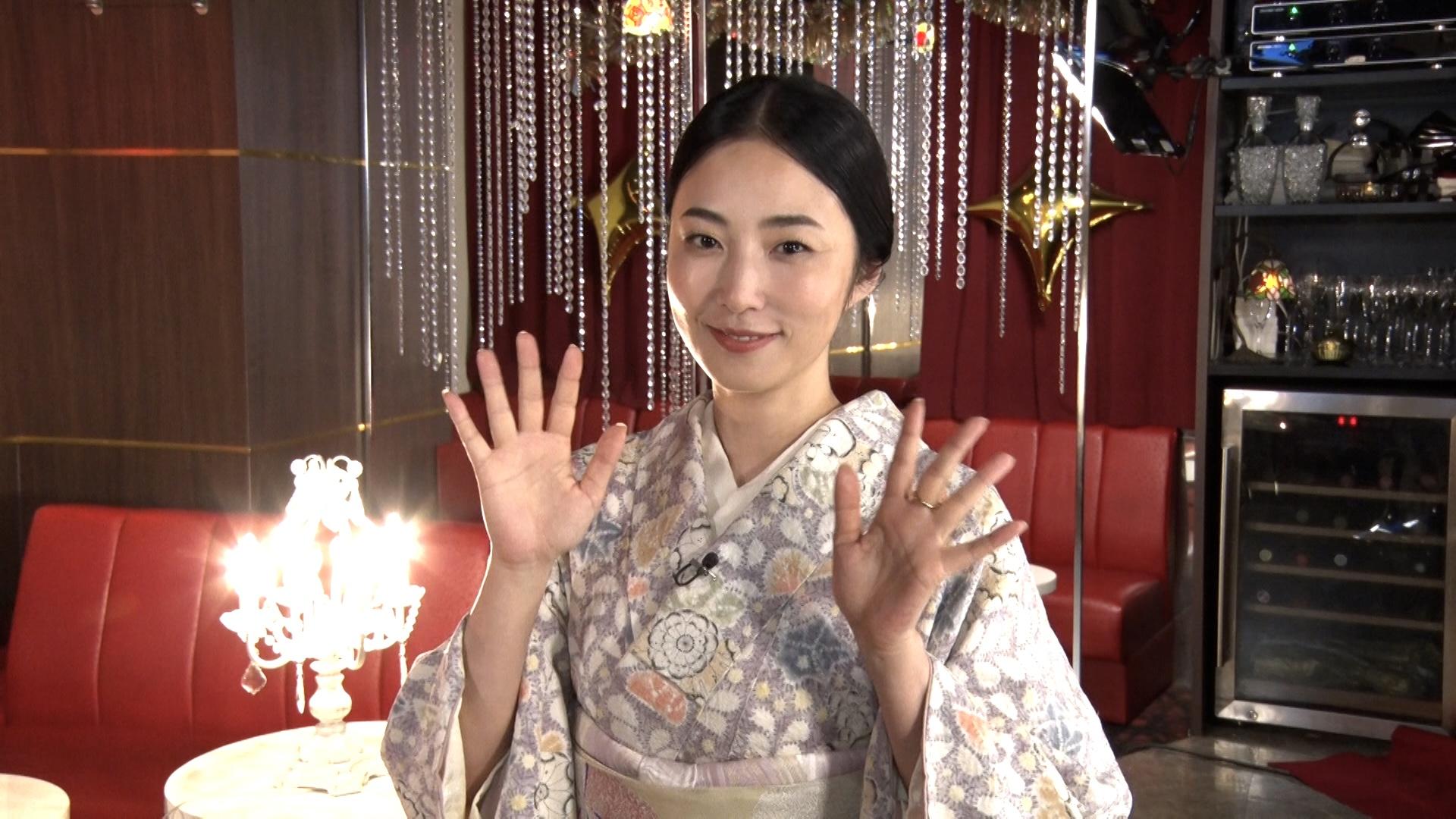 ＜MEGUMI＞バーのママに！？ 冠トーク番組が今夜スタート 初回ゲストになにわ男子・大西流星、弘中綾香アナも