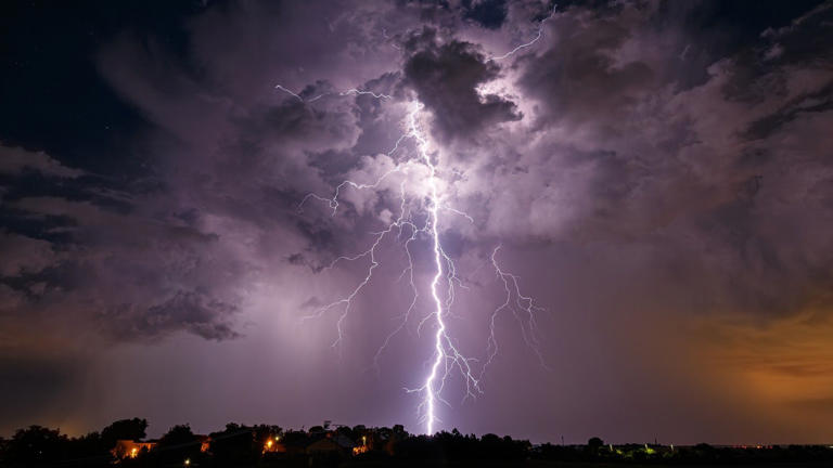 Cosmic rays may be the elusive spark for lightning here on Earth