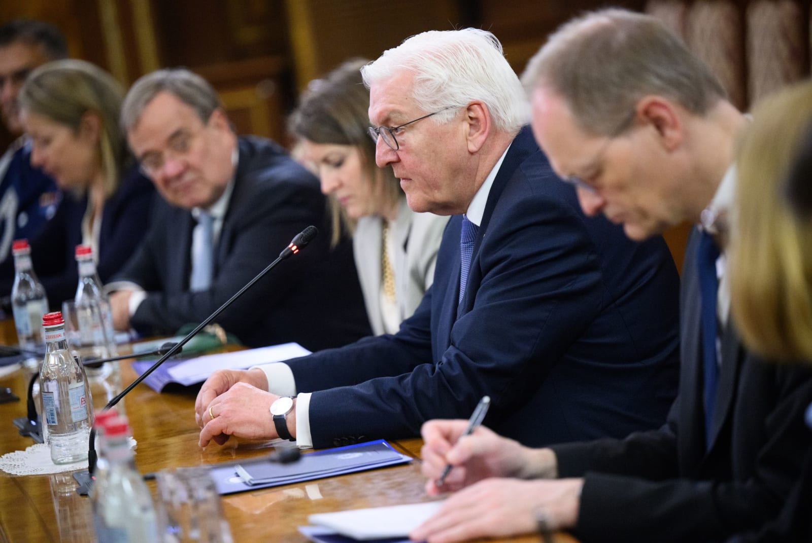 German president welcomes Armenia's pro-EU shift in 'historic' visit