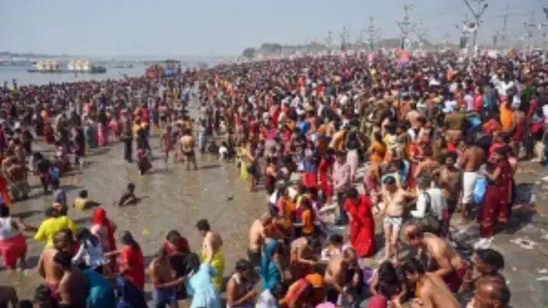 UP govt’s integrated command and control center during Mahakumbh 25 ...