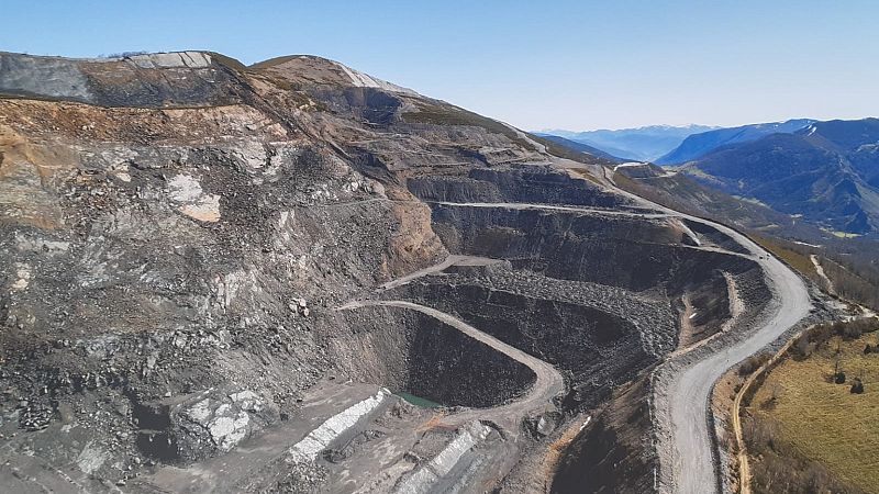 Five dead and four injured after deadly blast at coal mine in Spain