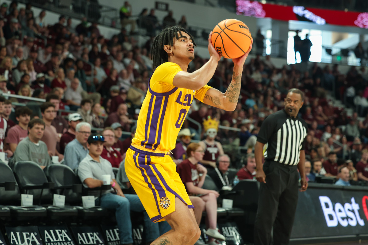 Kentucky Wildcats Show Interest in LSU Guard in Transfer Portal