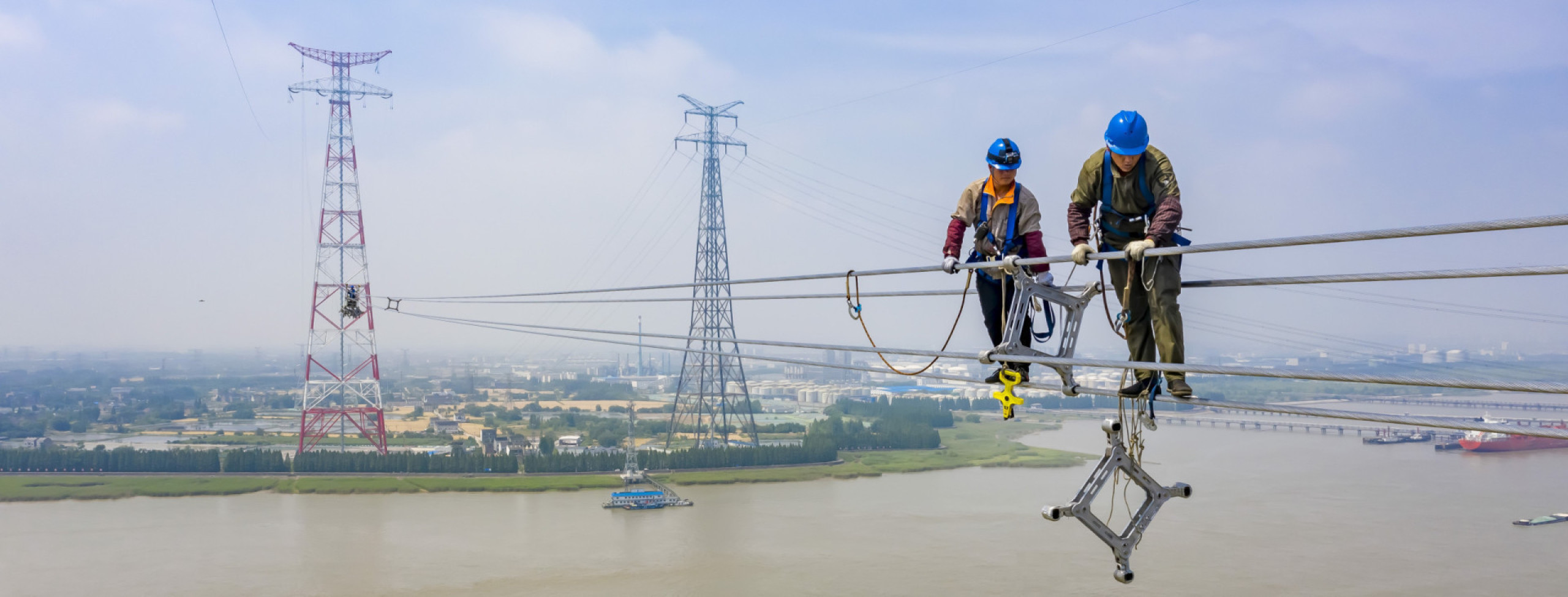 The bullet train that China is building for power
