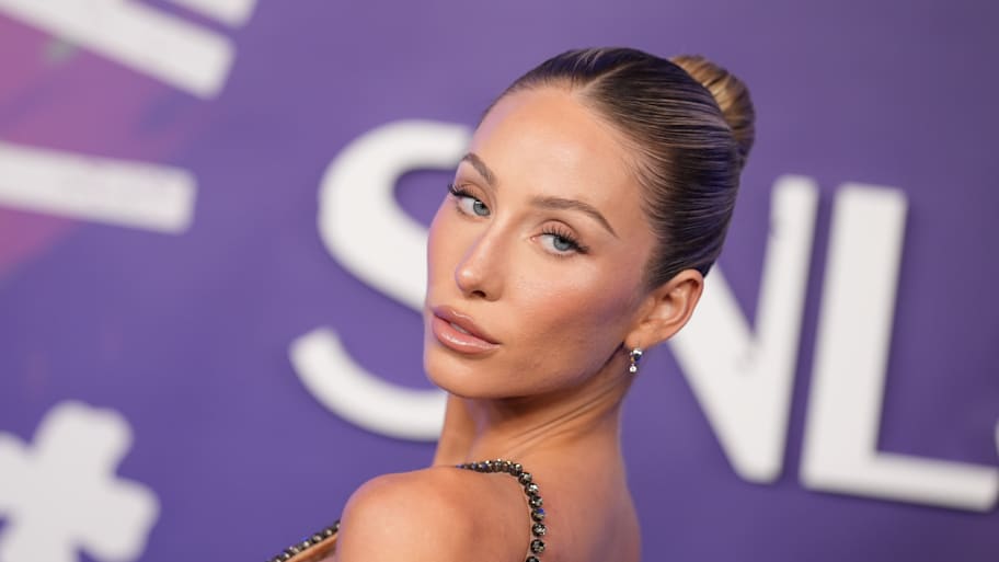 Alix Earle’s Green Beaded Look for Ultra Is One of Her Most Daring—and ...