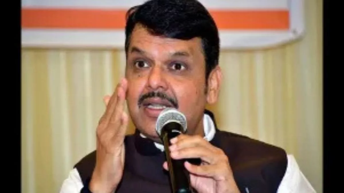Fadnavis rejects Sanjay Raut's claim on PM's retirement