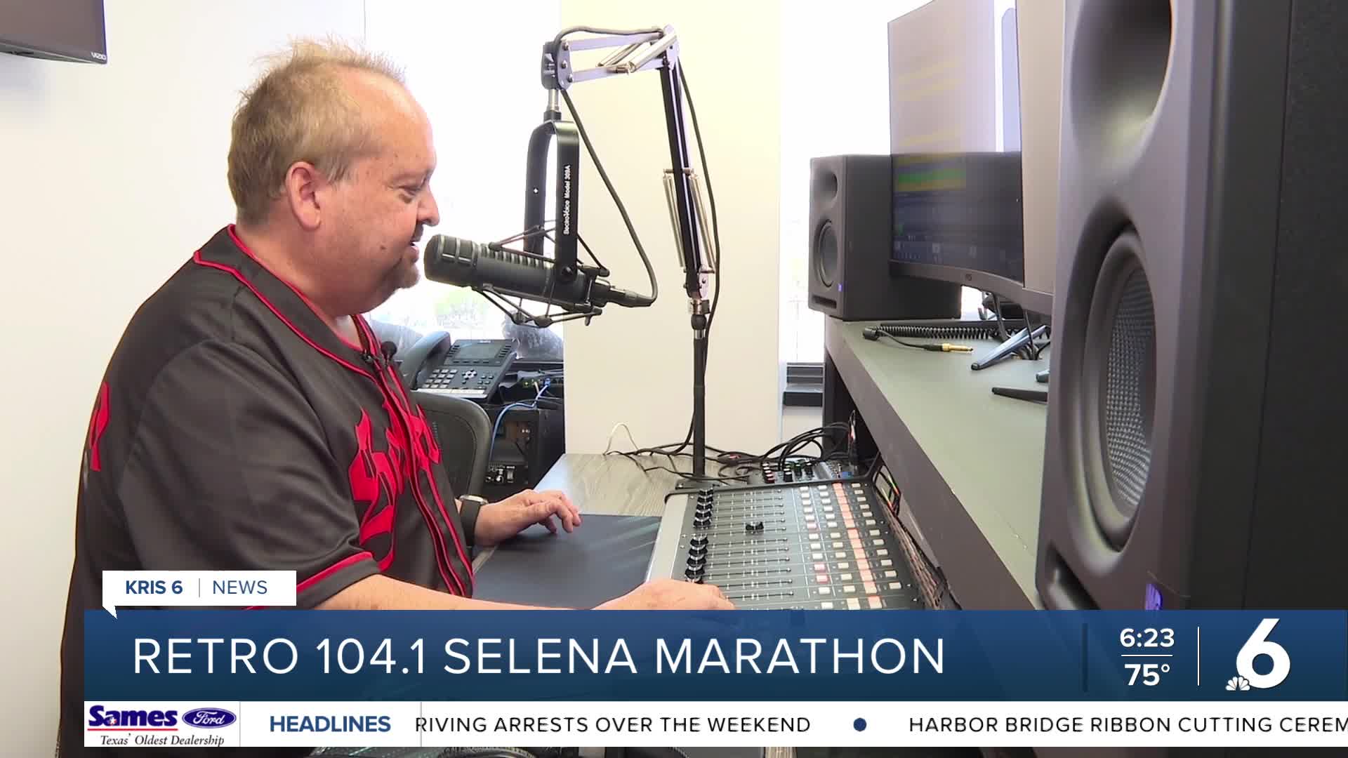 RETRO TEJANO 104.1 HONORS SELENA