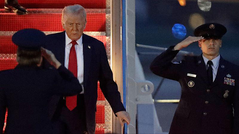 Trump says 'I'm not joking' about running for an unconstitutional third ... Trump says 'I'm not joking' about running for an unconstitutional third ...
