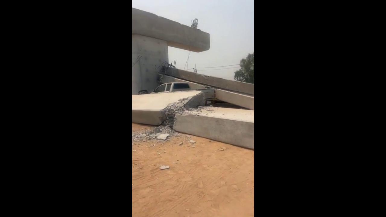 Temple roof and railway bridge collapse in northern Thailand during ...