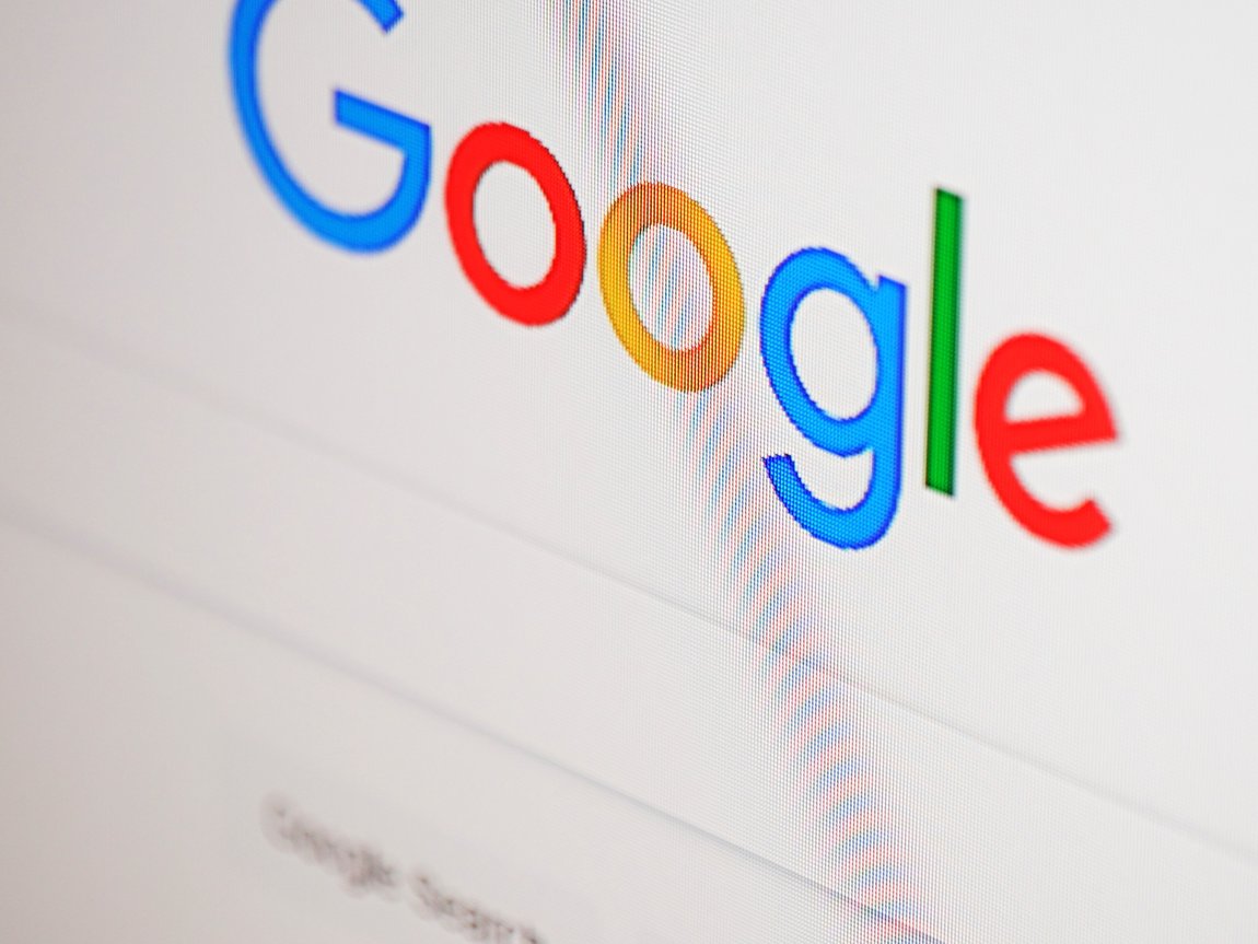 New AI Feature: Google Turns "Googling" Upside Down