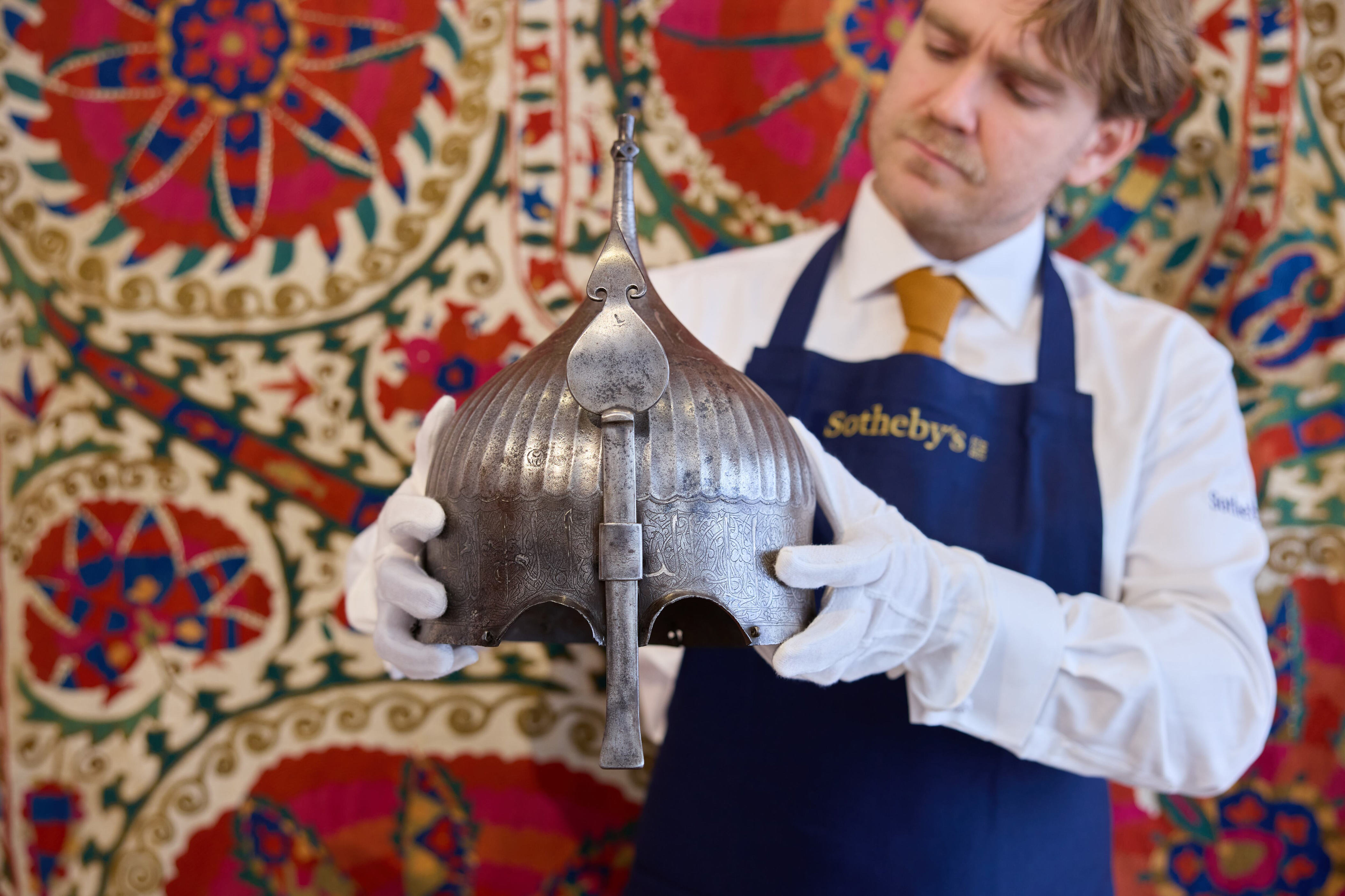 Shah Jahan's sword and rare Islamic arms and armour to be shown in ...