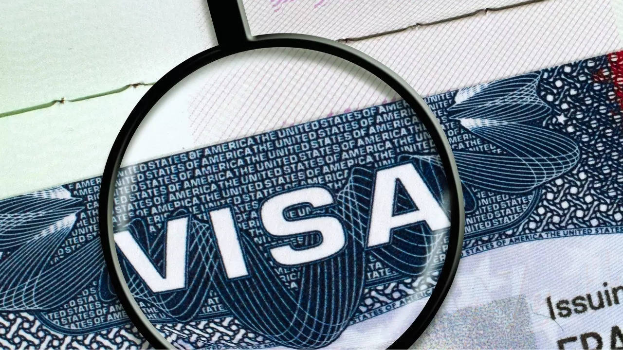 Traveling outside the U.S.? Essential documents every U.S. visa holders ...