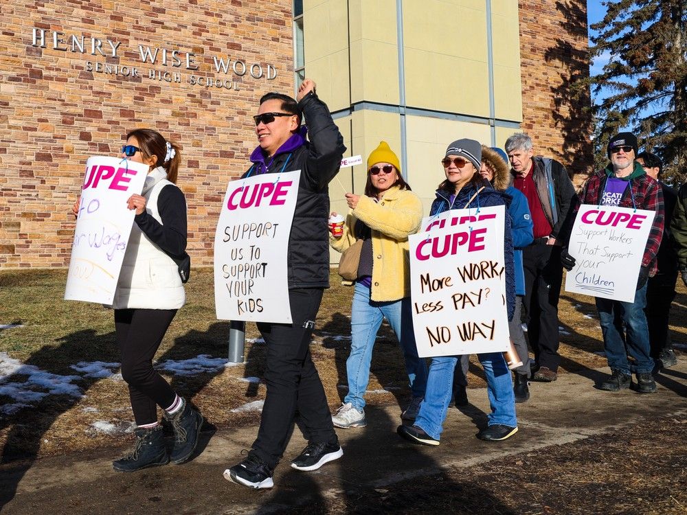 Union members OK deals with Calgary school boards, some support staff ...