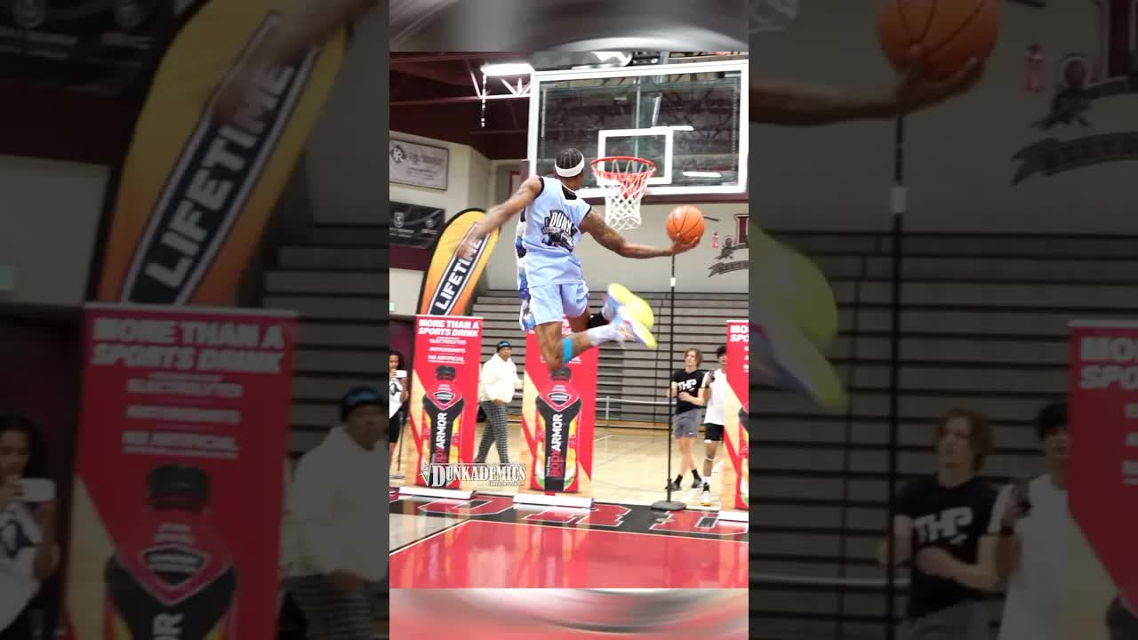 Amazing Basketball Dunk - DunkAcademics
