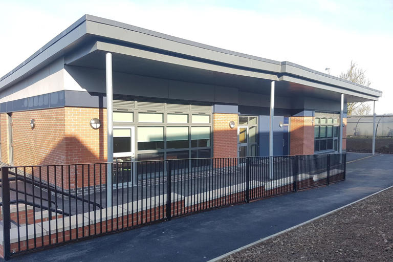 Derbyshire school celebrates opening of new building to expand teaching ...