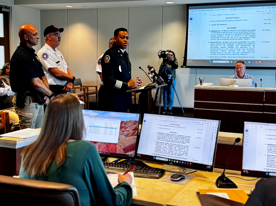 Shreveport Fire Chief Clarence Reese provides update on 3-alarm fire at ...