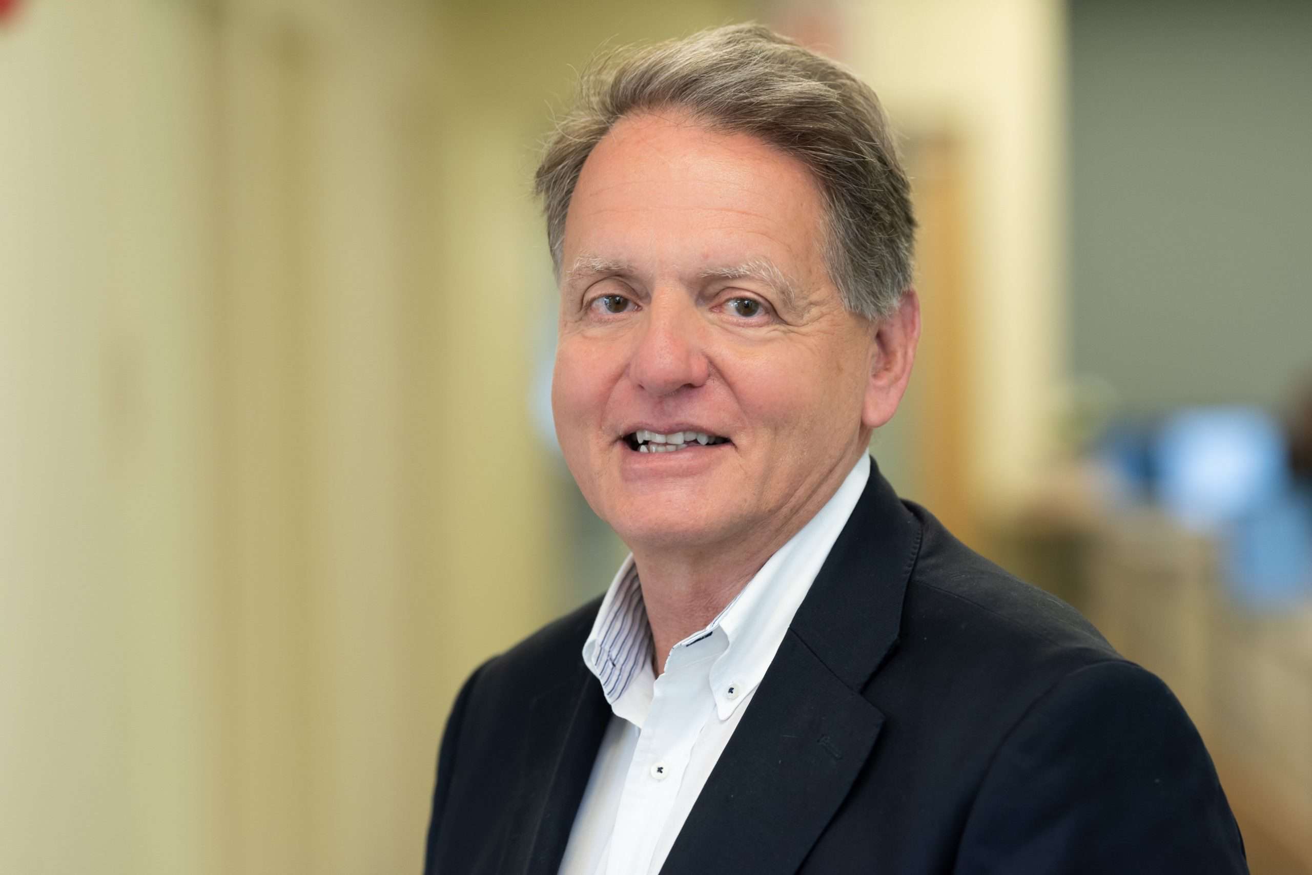 Stoke Therapeutics Slips as CEO Steps Down