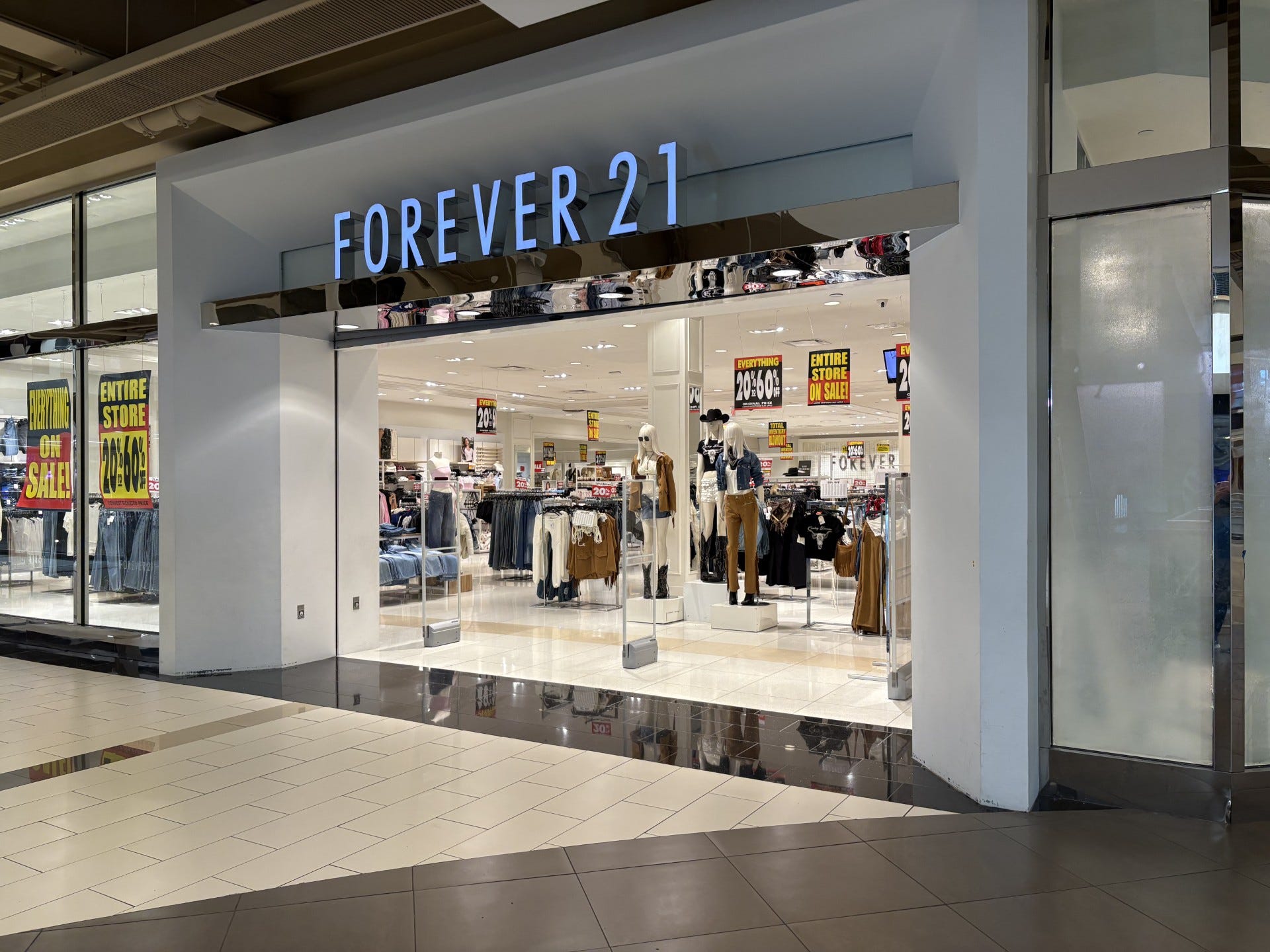 Forever 21 closing Florida stores, ending U.S. operations after filing ...