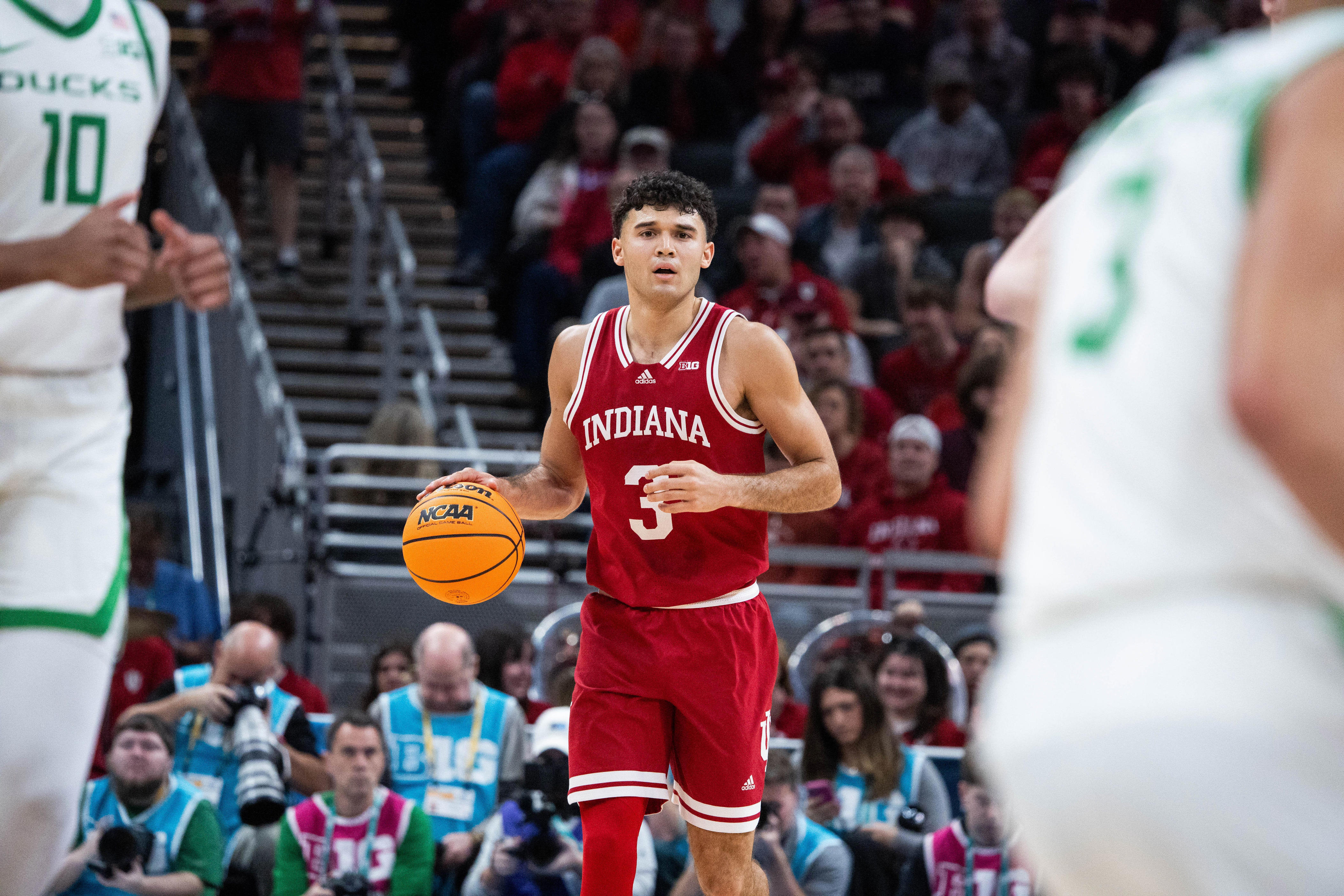 'Honor of a lifetime': Anthony Leal thanks Indiana basketball fans for ...