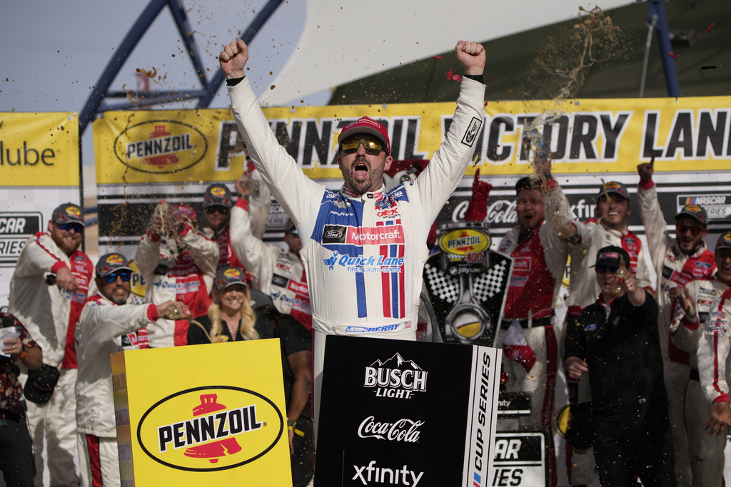 AUTO RACING: Bell's three-race win streak snapped and Norris takes the ...