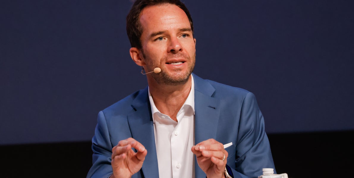 CNN Meteorologist Rings Alarm After Trump Targets Weather Agency ...