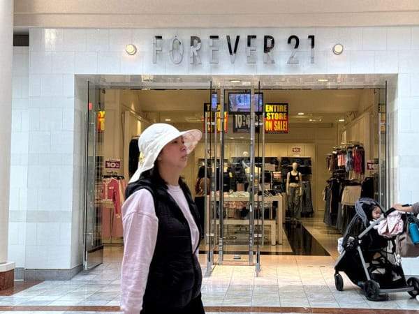 Fashion chain Forever 21 to close all U.S. locations including 7 in Houston