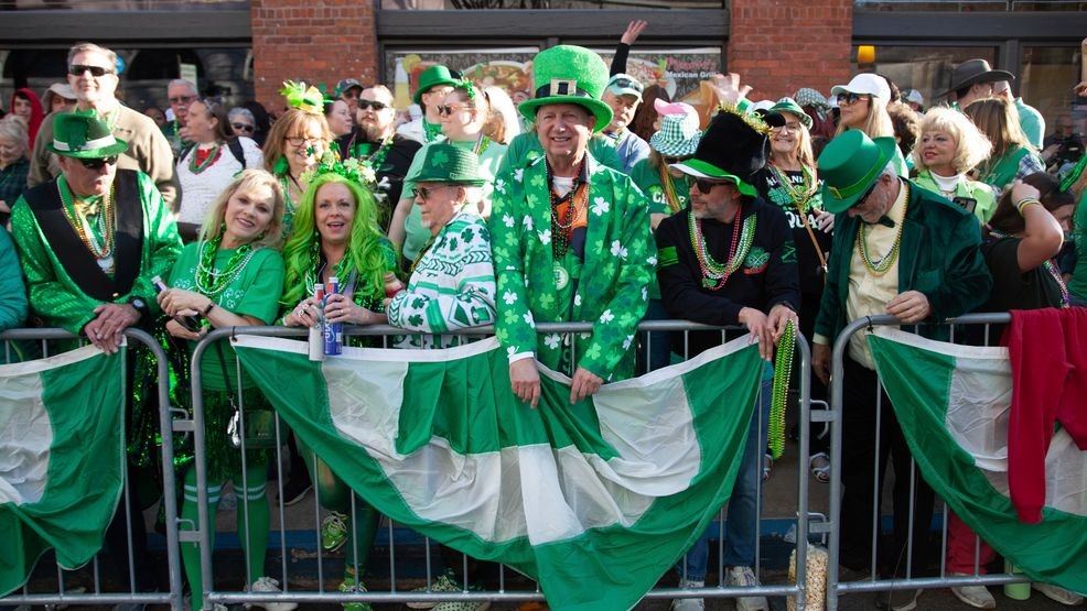 GALLERY: Thousands crowd Hot Springs for world's shortest St. Patrick's ...