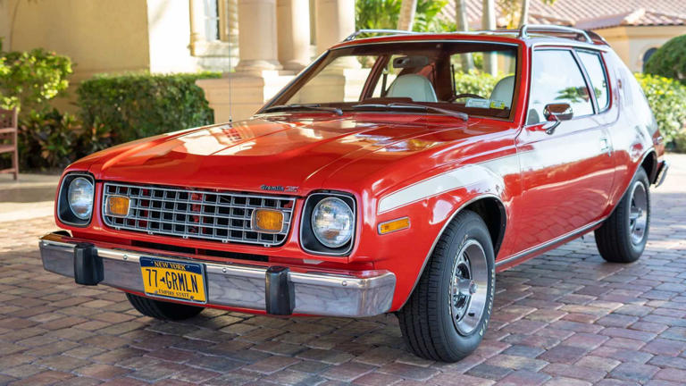 10 Controversial Cars That Ended Up As Cult Classics