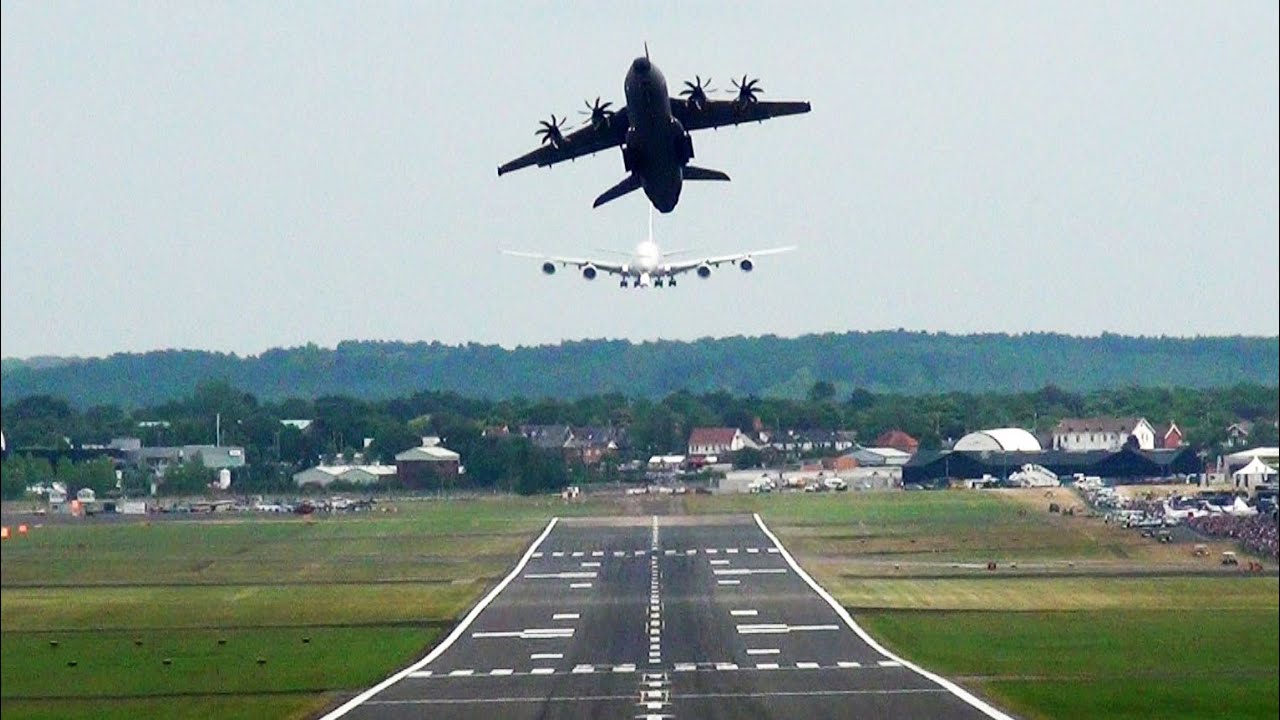 A400M Clears Runway Quick Before A380 Lands, Then Does 120-Degree Wingover!