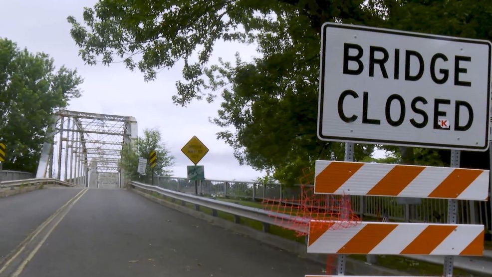 Pittston starts the process of replacing the Water Street and Fort ...