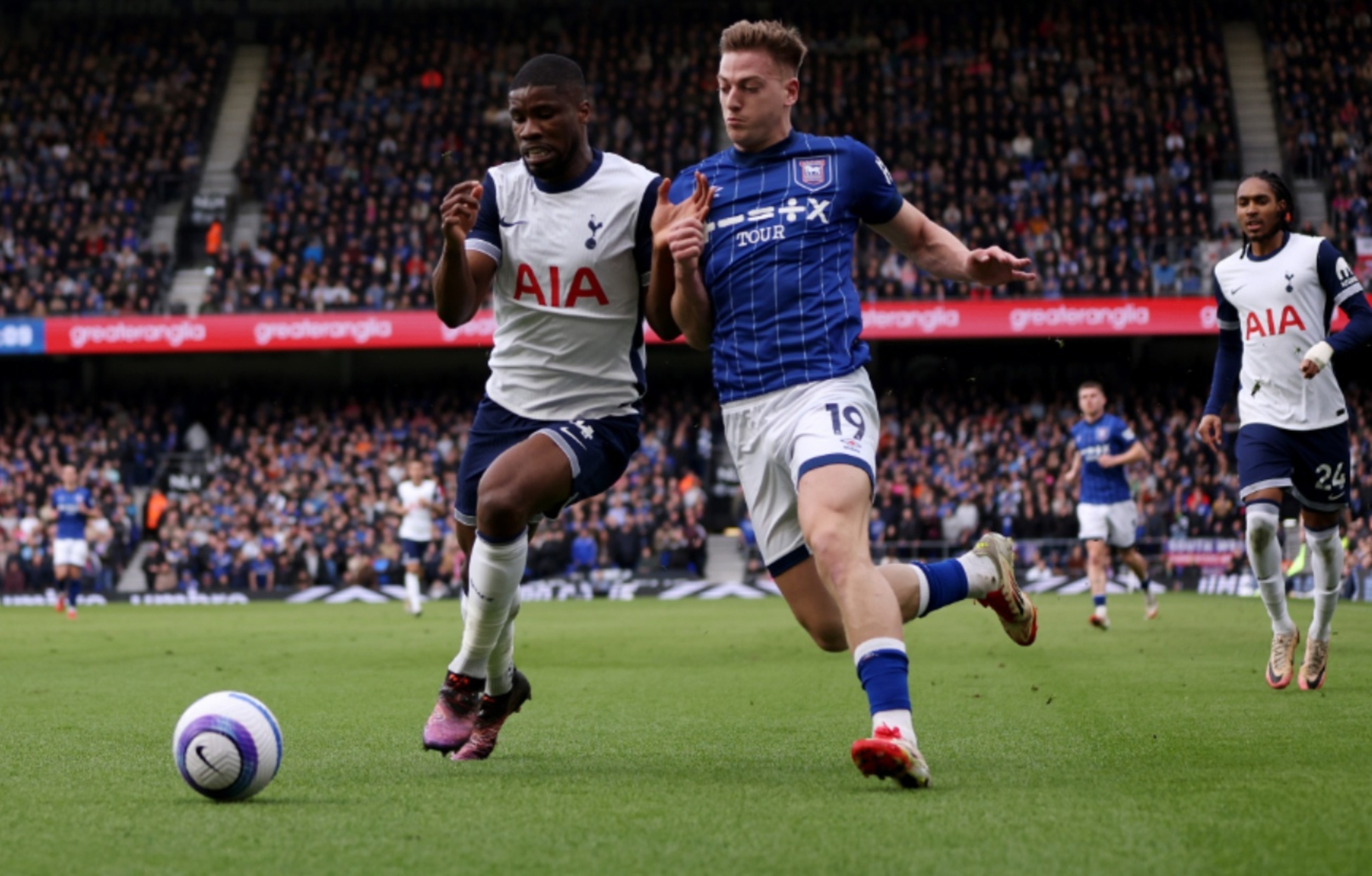 Contact made: Liverpool eyeing £40m transfer hijack for son of Premier ...