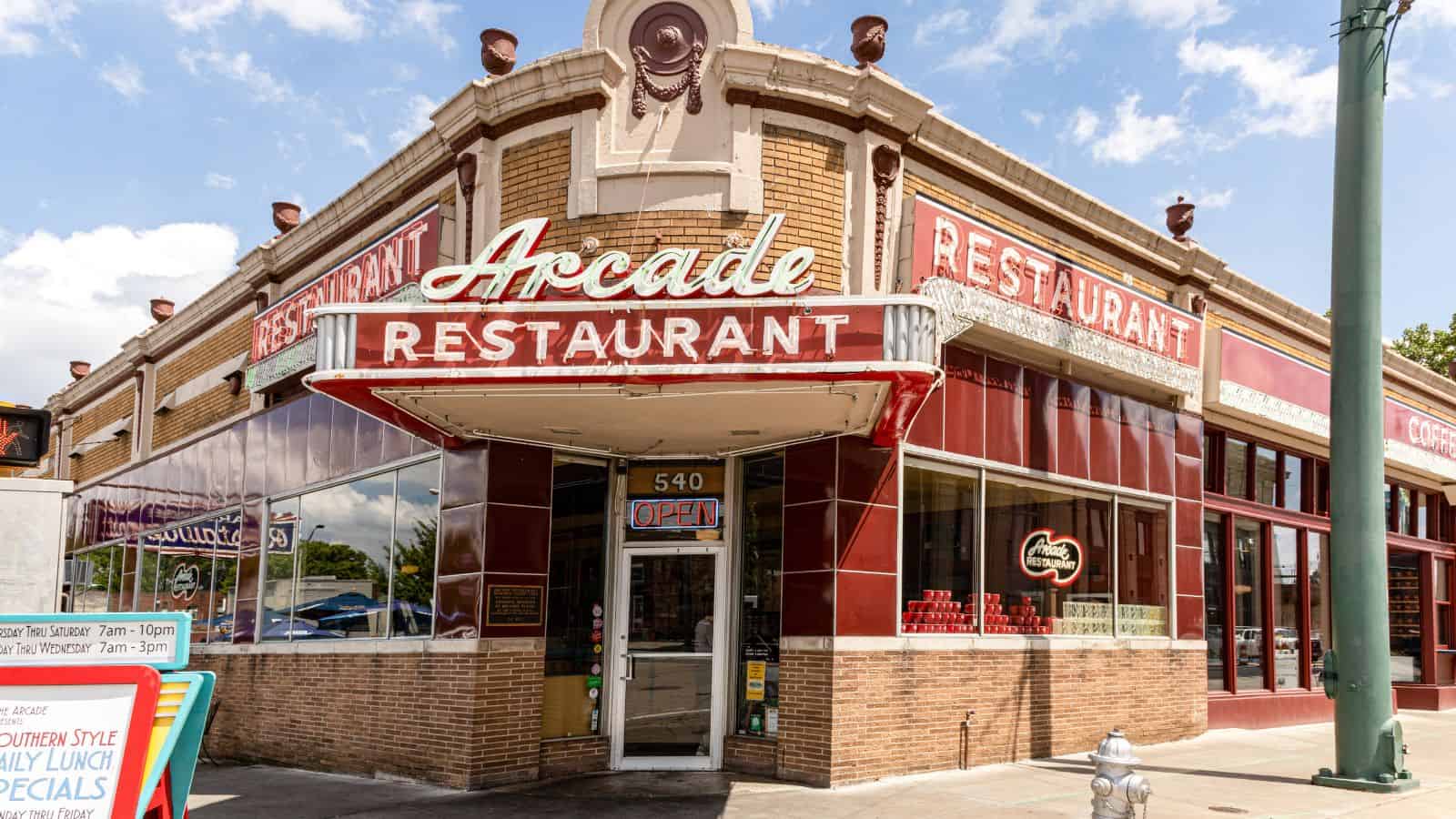 26 Canadian Restaurants That Use 100% Local Ingredients