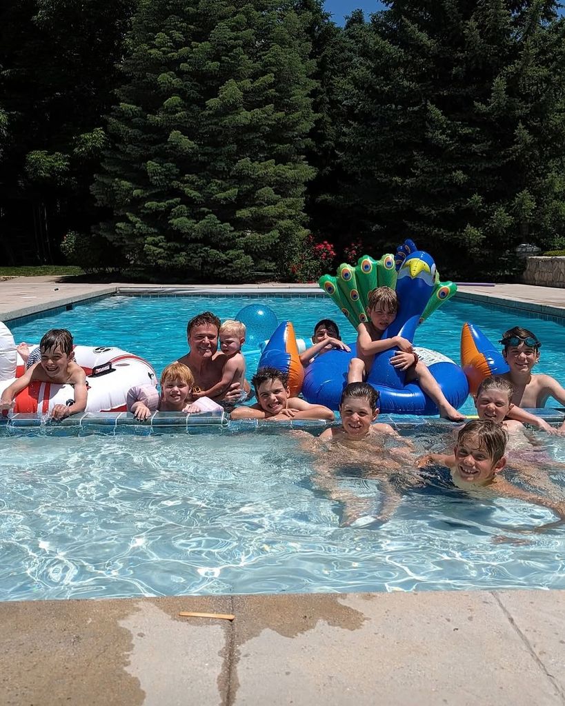 Donny Osmond's head-turning festive card featuring his huge lookalike ...