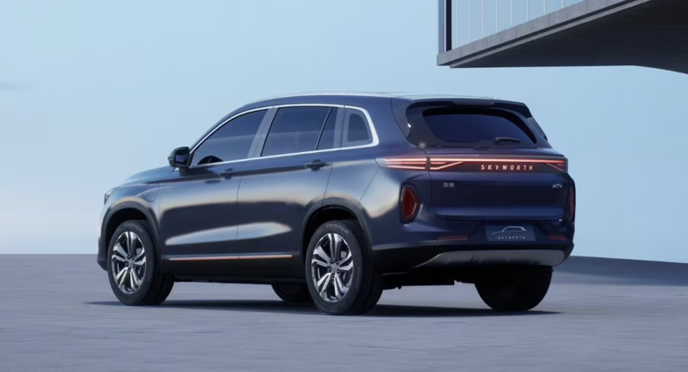 创维汽车推出2025款 EV6智驾版 / 全新HT-i智擎版SUV 座舱接入 DeepSeek AI